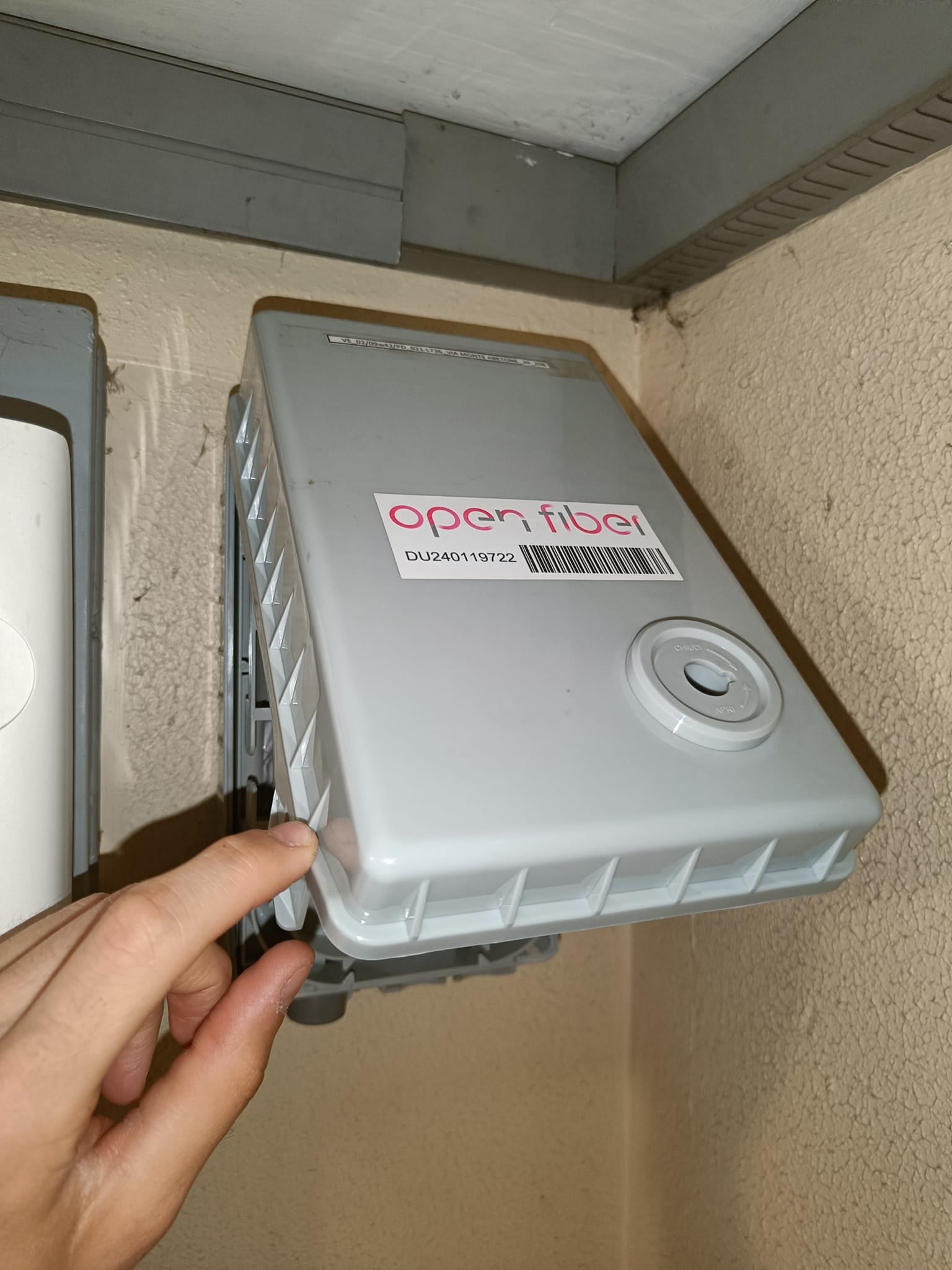 PTE Open Fiber presente ma non collegato - FibraClick Forum