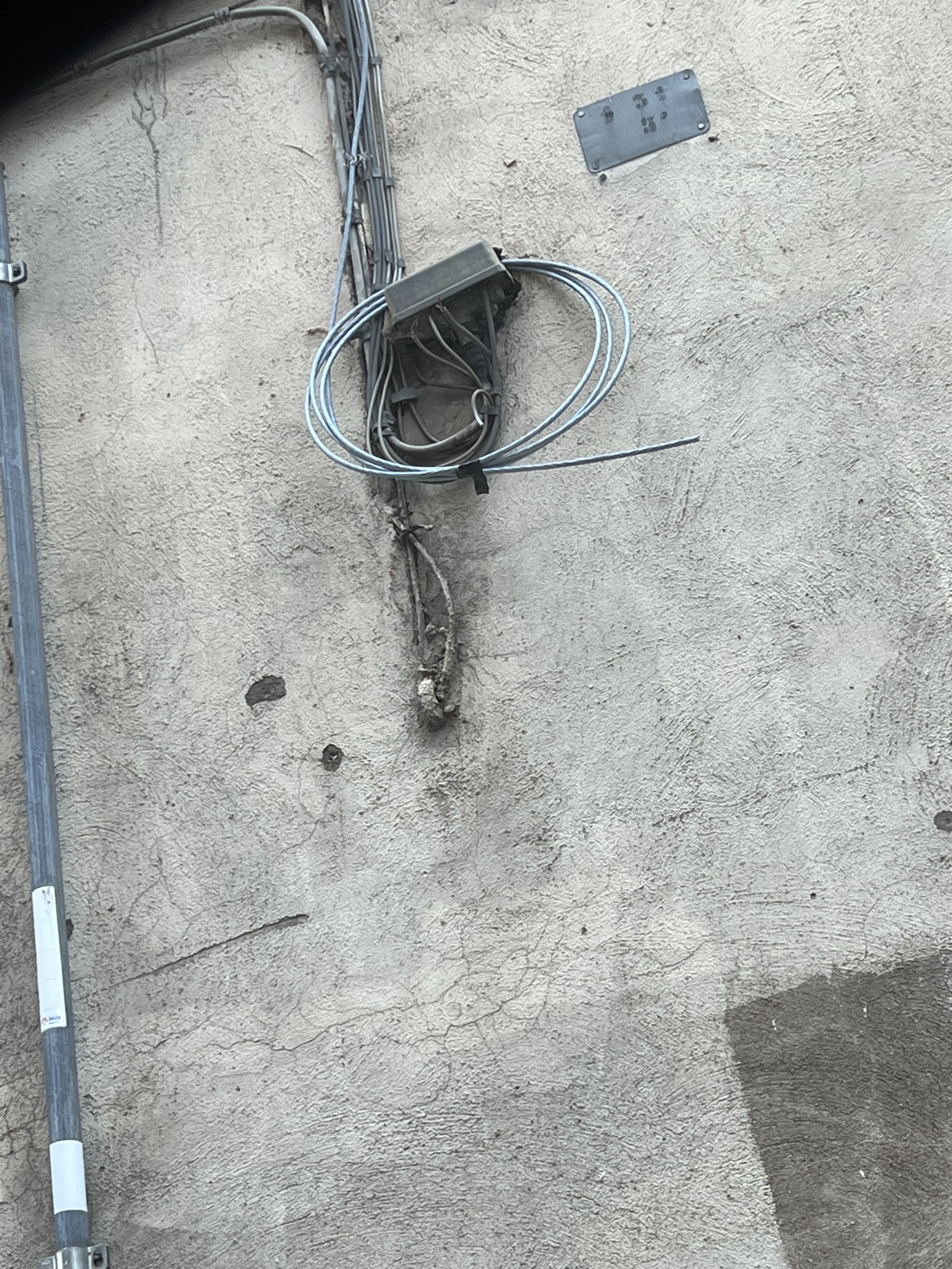 Lavori e scavi per FTTH: BUL o Fibercop? - FibraClick Forum