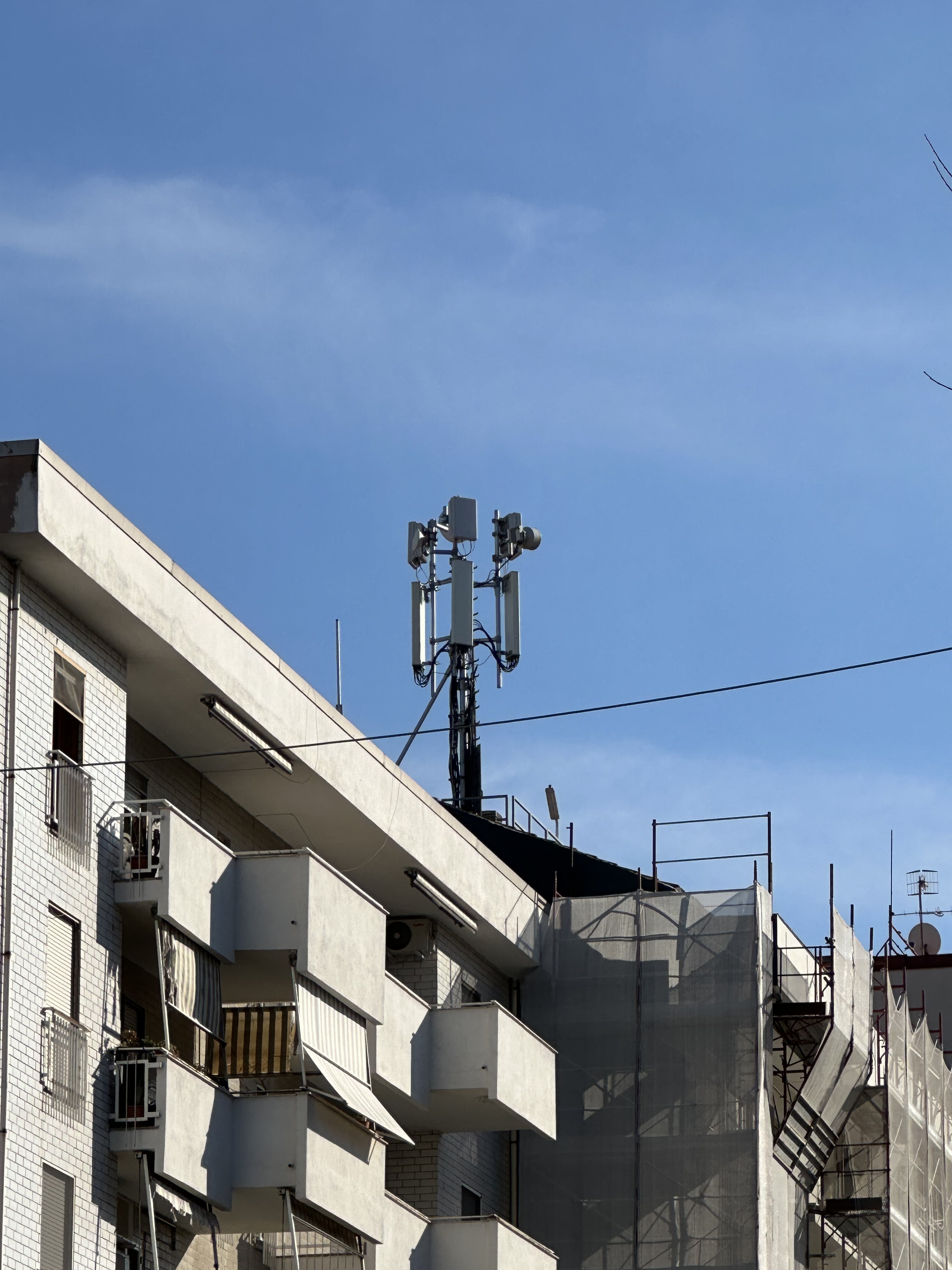 Presenza 5G BTS - FibraClick Forum